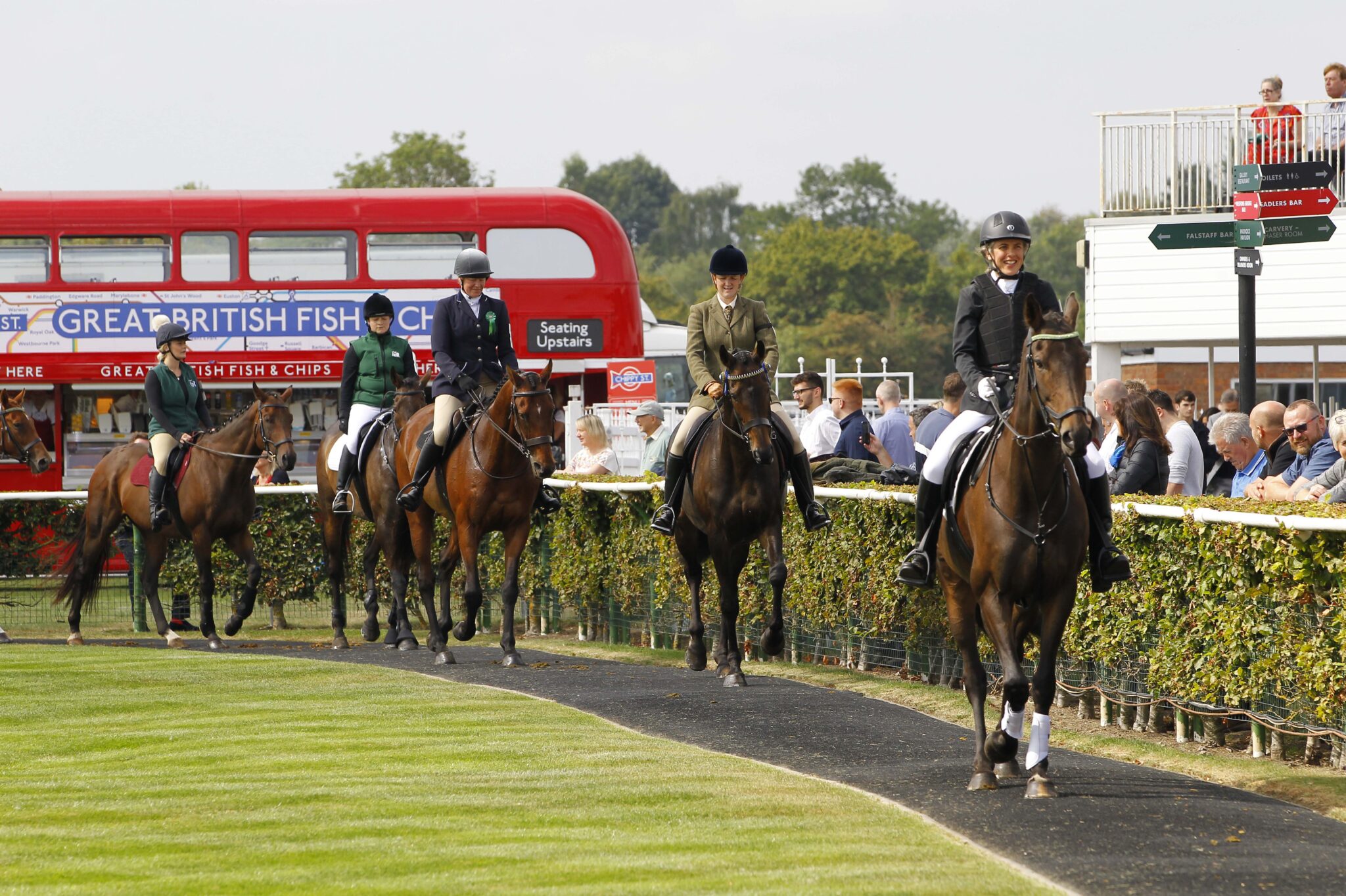 Five in a row for lucky Presentandcounting – Stratford Racecourse ...